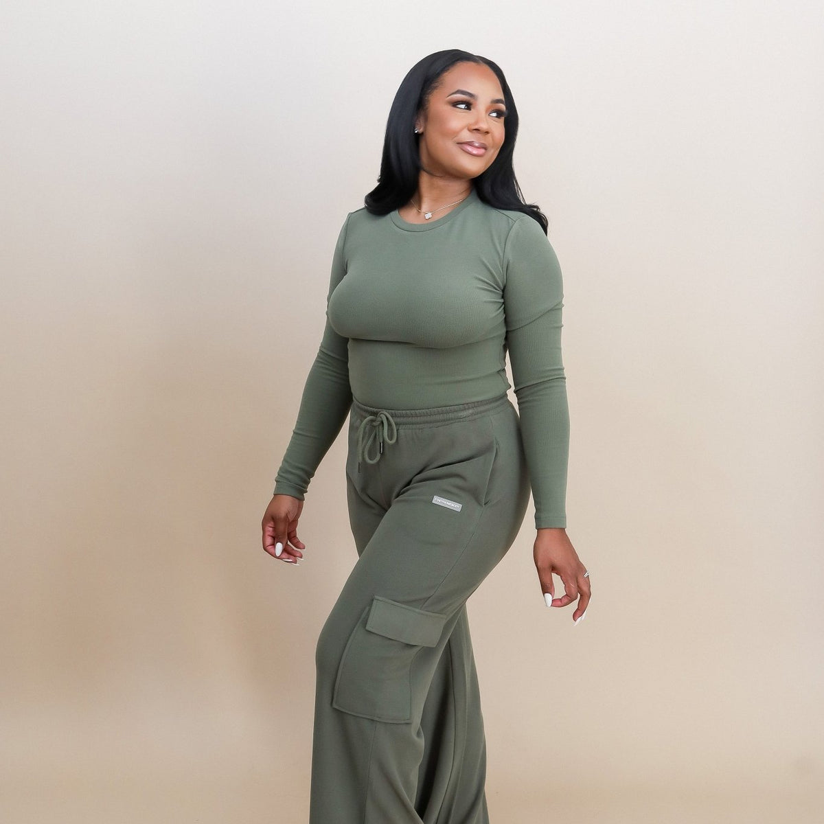 E Smooth Long Sleeve Tee- Olive – Fancy Homebody